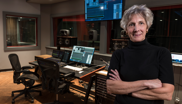 6 Questions With…Mary Simoni – Every Day Matters